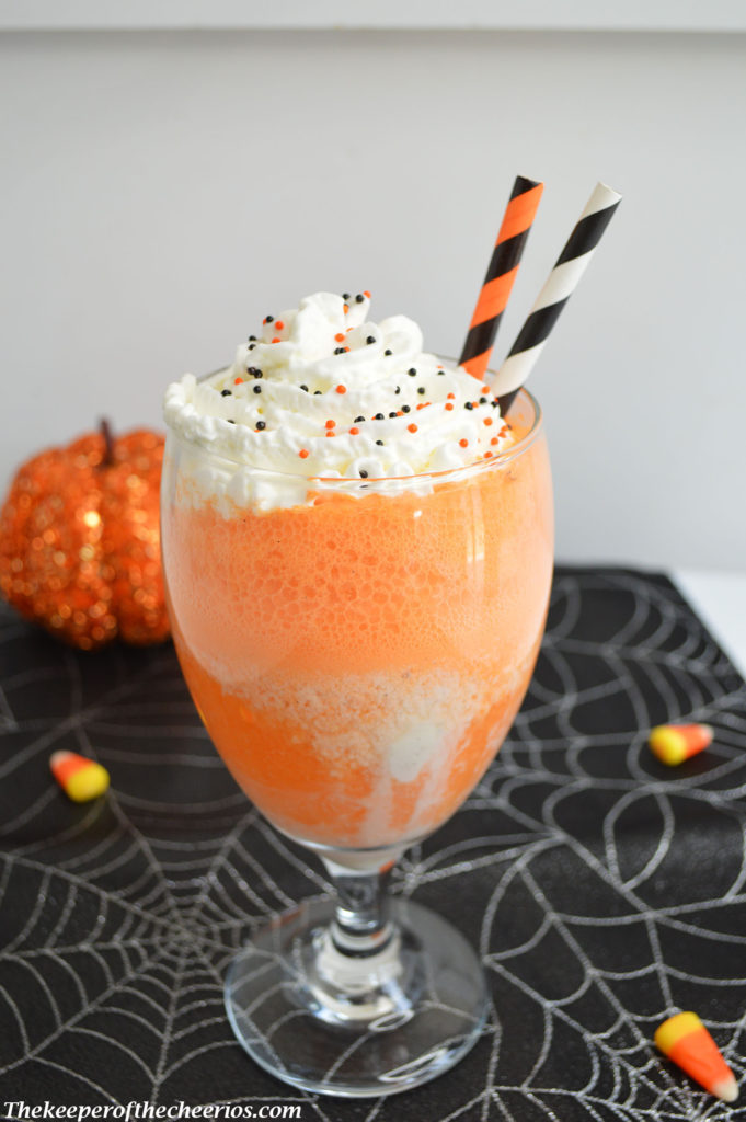 Candy Corn Floats - The Keeper of the Cheerios