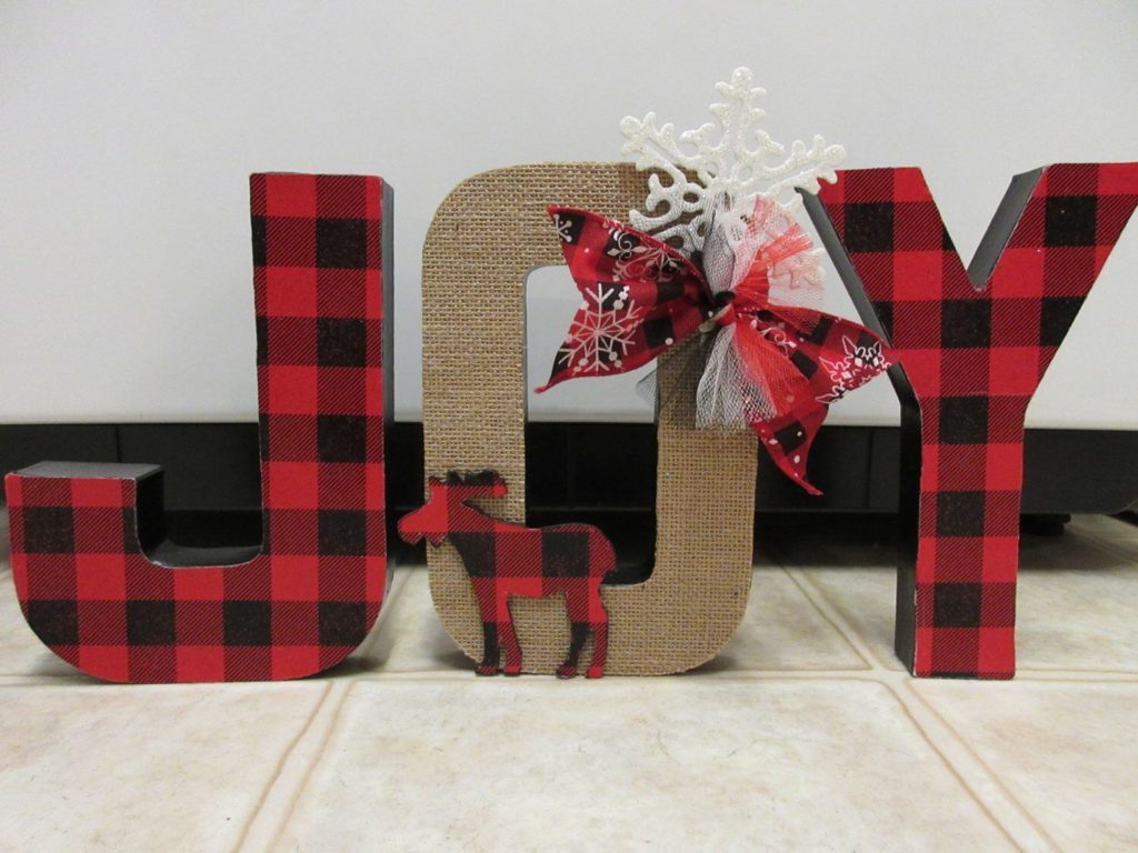 15 Buffalo Plaid Christmas Ideas - The Keeper of the Cheerios