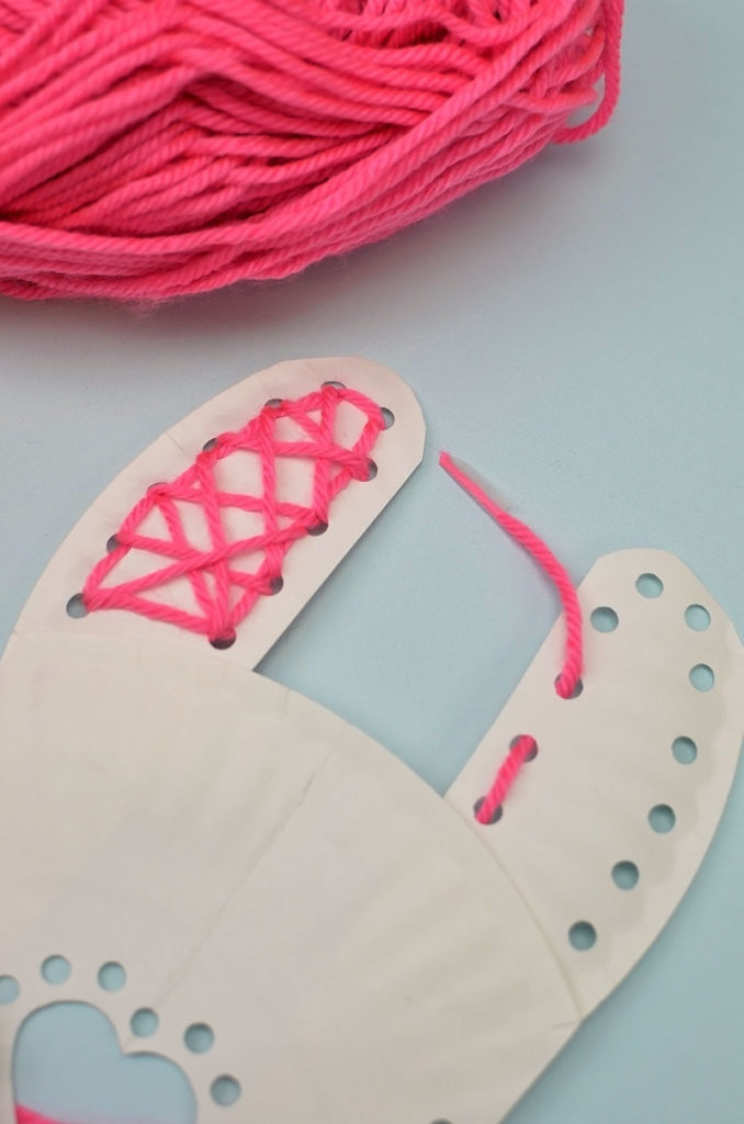 Paper Plate Lacing Bunny - The Keeper of the Cheerios