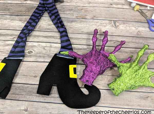 DIY Halloween Hanging Witch Hands - The Keeper of the Cheerios