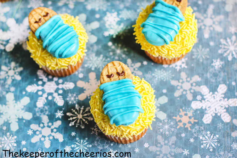 Baby Jesus Cupcakes - The Keeper of the Cheerios