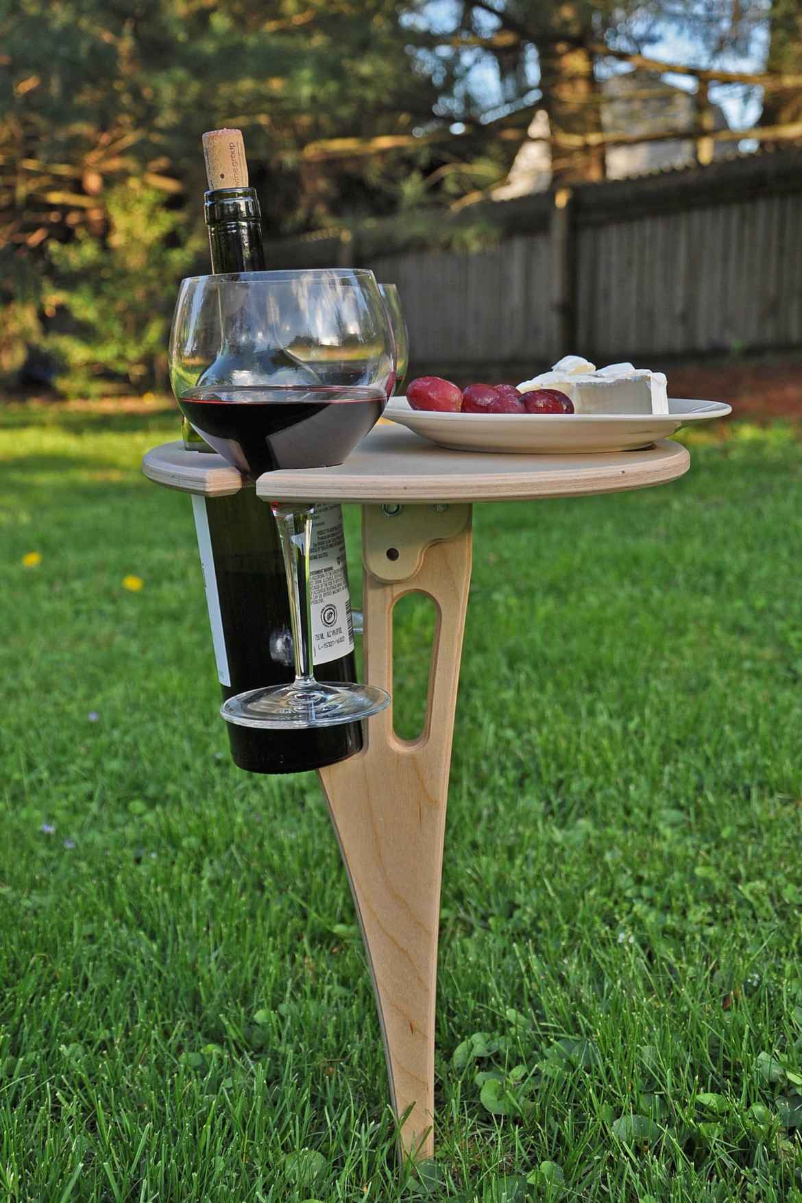 Outdoor Wine Tables - The Keeper of the Cheerios