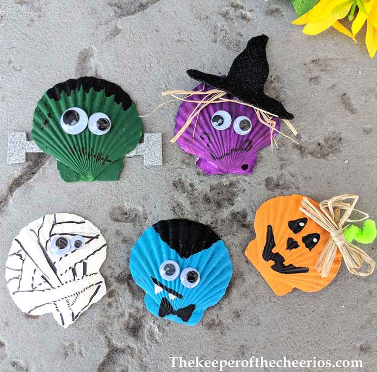 Halloween Painted Sea Shells - The Keeper of the Cheerios