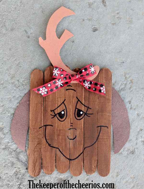 Grinch Christmas Craft Sticks - The Keeper of the Cheerios