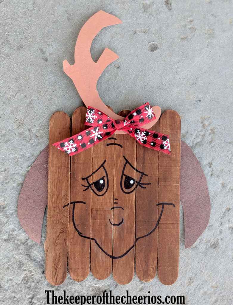 Grinch Christmas Craft Sticks - The Keeper of the Cheerios