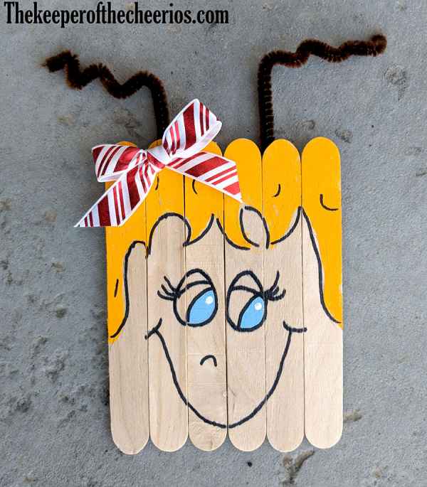 Grinch Christmas Craft Sticks - The Keeper of the Cheerios