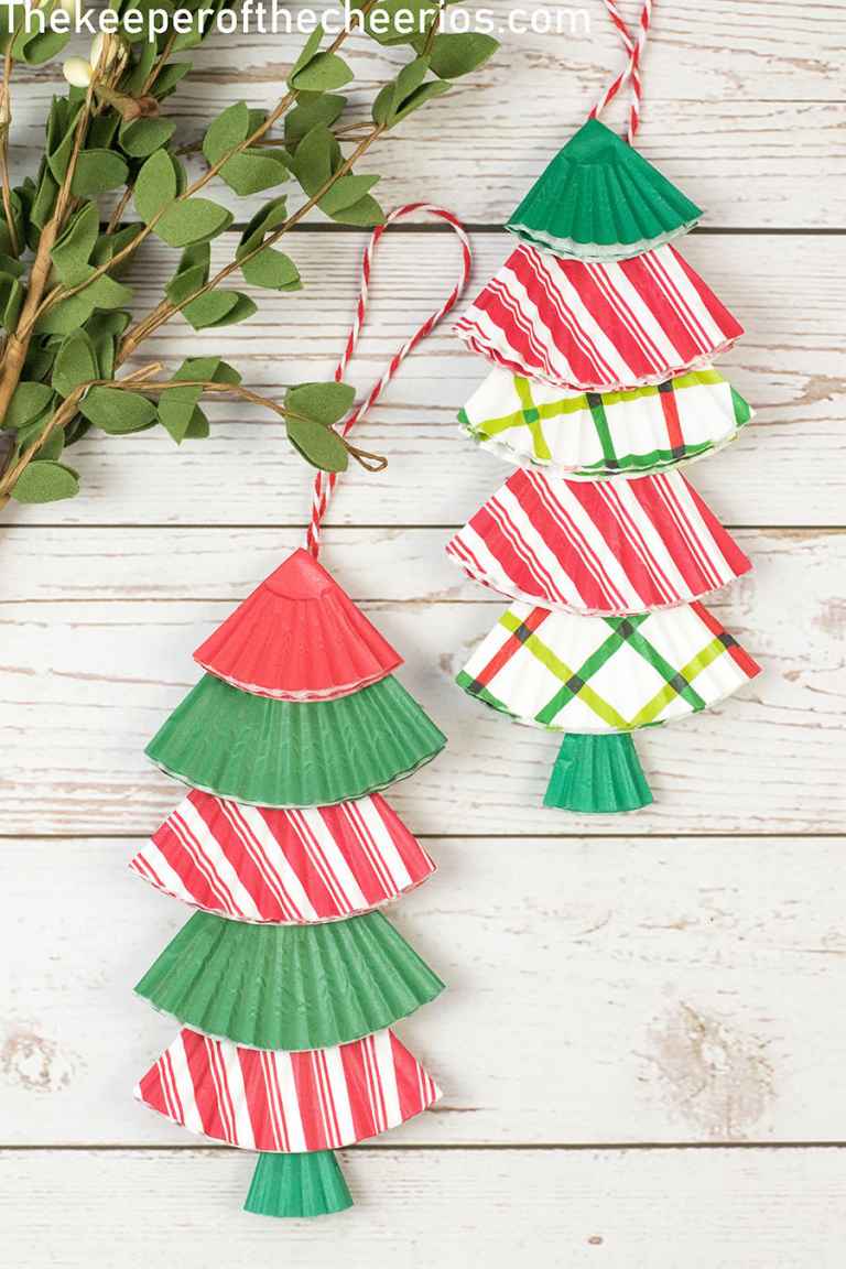 Cupcake Liner Christmas Tree Ornaments - The Keeper of the Cheerios