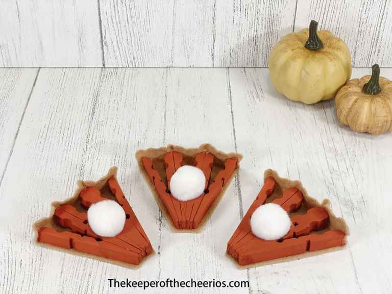 Clothespin Pumpkin Pie Craft - The Keeper of the Cheerios