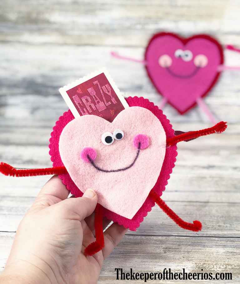 Valentines Day Felt Heart People Pockets - The Keeper of the Cheerios