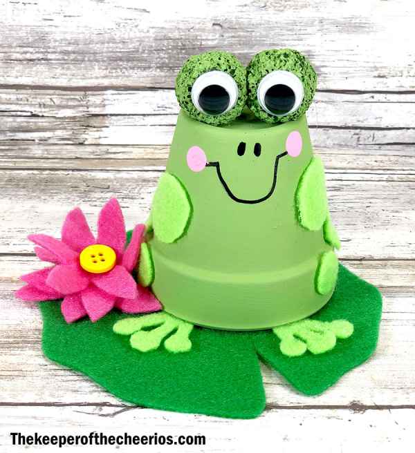 Clay Pot Frog - The Keeper of the Cheerios