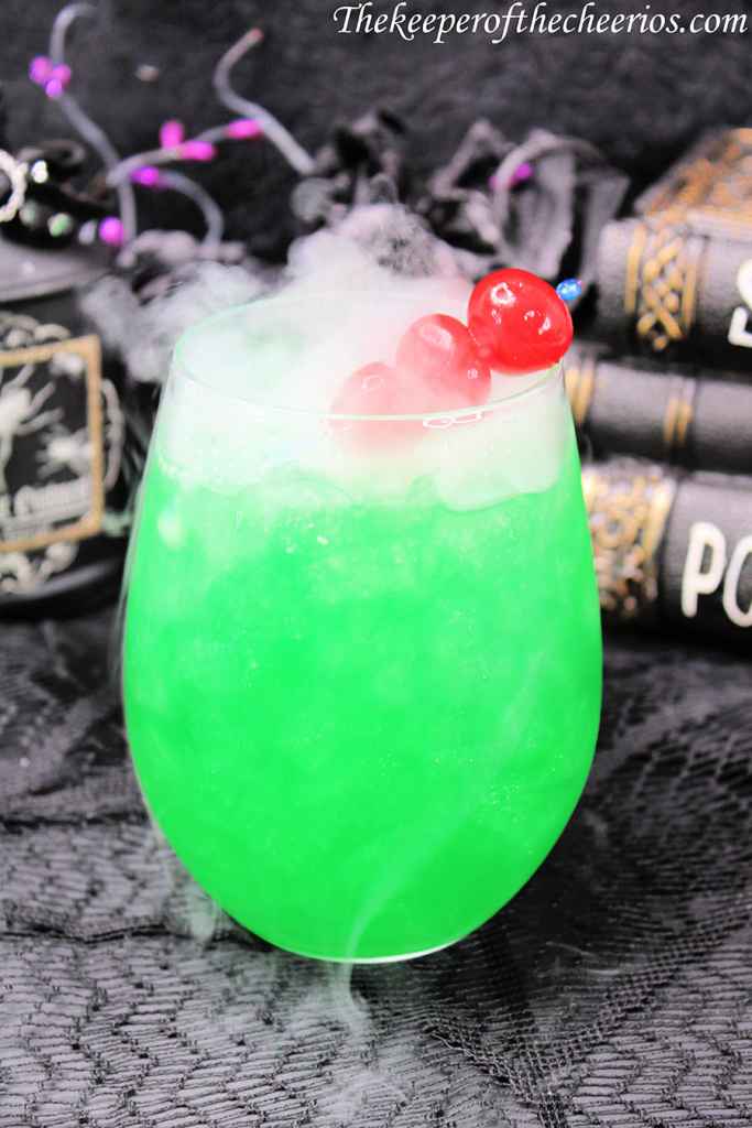 Hocus Pocus Cocktail - The Keeper of the Cheerios