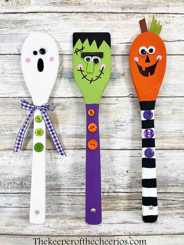 Halloween Wooden Spoons - The Keeper of the Cheerios